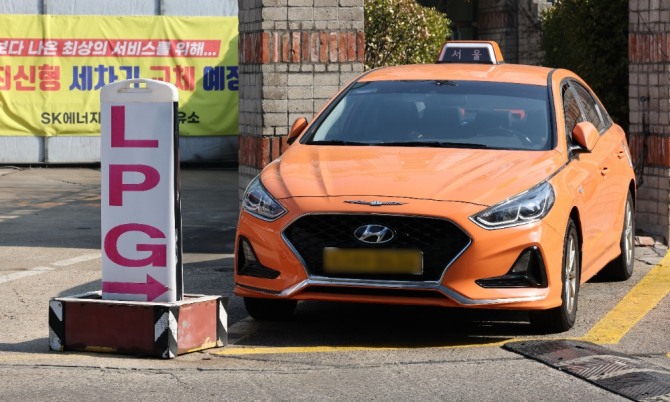 SK가스·E1, 8월 국내 LPG 공급가격 ㎏당 65원↓ - 글로벌이코노믹