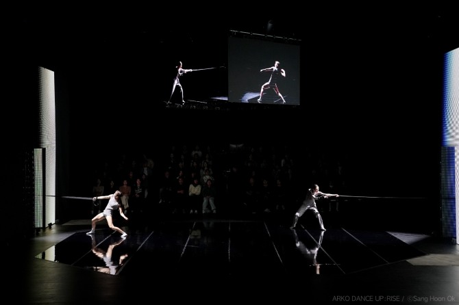 이해니 안무의 'Pan_Opticon: Unseen_Code', 보이지 않는 감시코드의 발레화 - 글로벌이코노믹